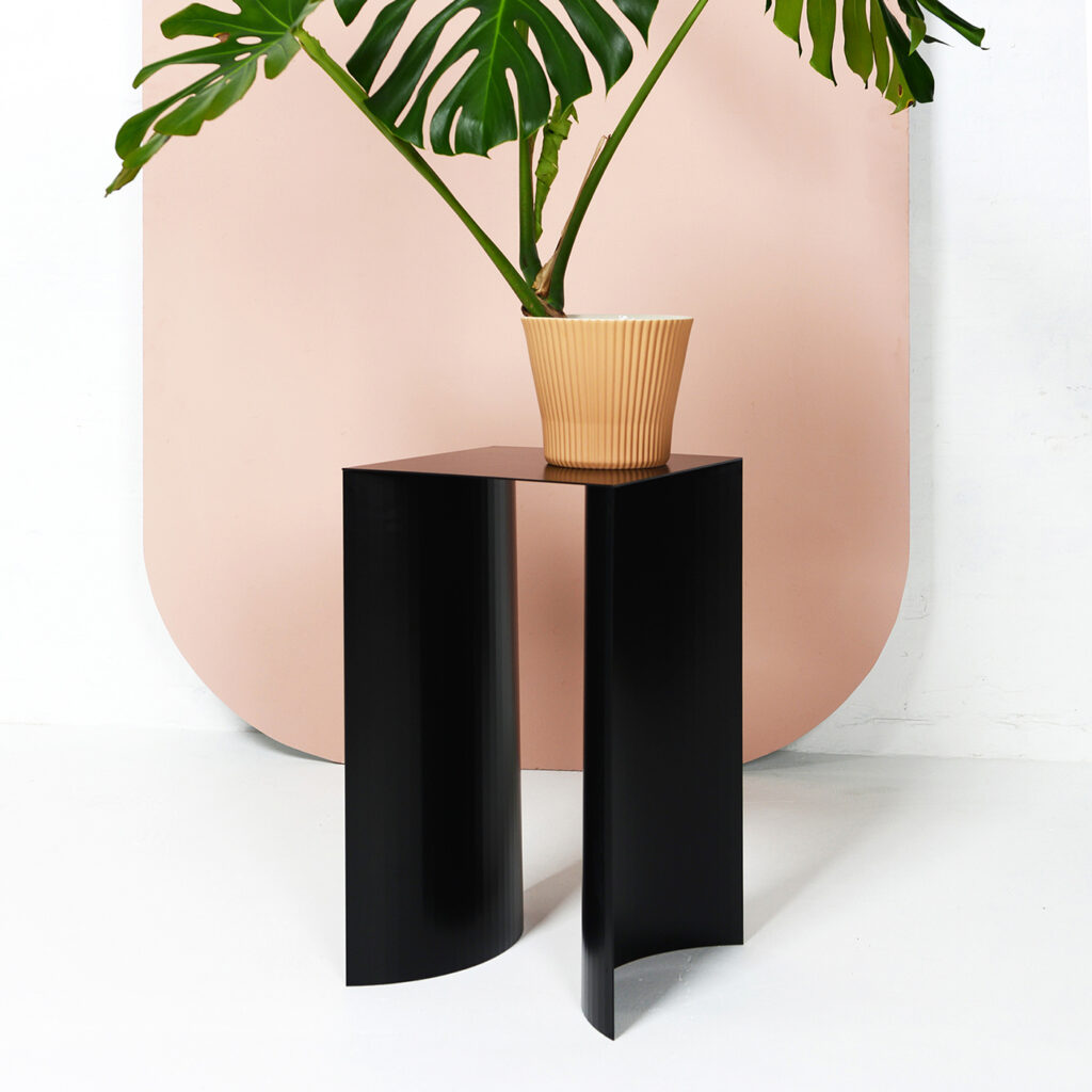 Arc Table - A Minimal Elegant Side Table | okdesign.biz