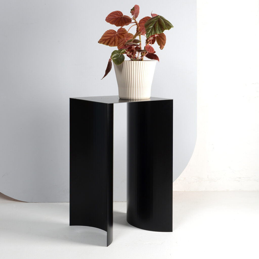 Arc Table - A Minimal Elegant Side Table | okdesign.biz