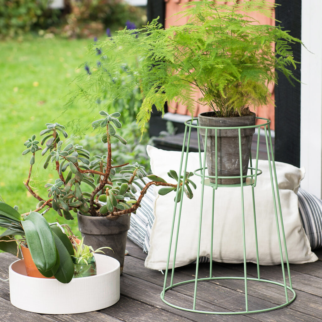 Cibele PlantStand - The Goddess of Nature | okdesign.biz